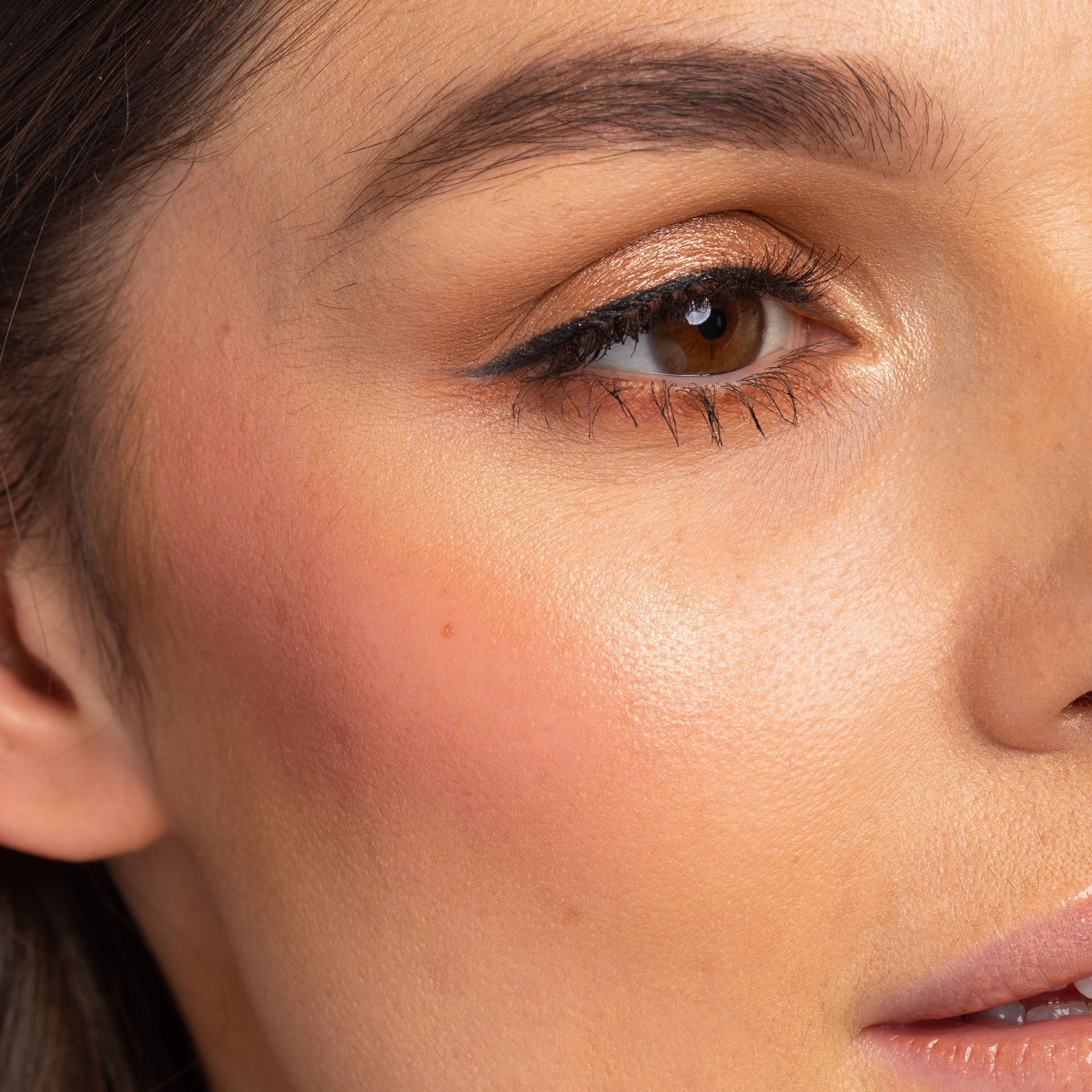 Sarah Keary MakeUp Artist - Leading Irish Makeup Brand